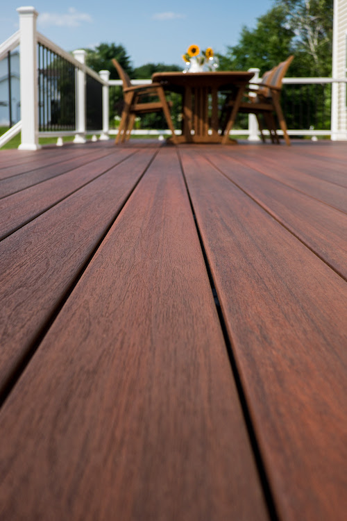Weyerhaeuser Distribution expands Fiberon Decking in California